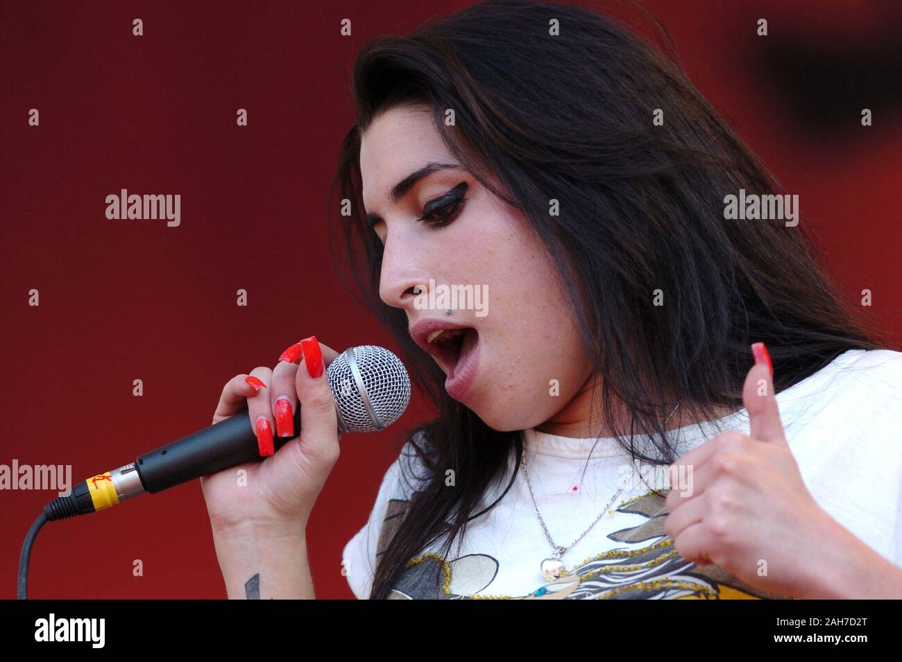 Milano, Italy 05/30/2004 : Amy Winehouse in concert during the musical ...