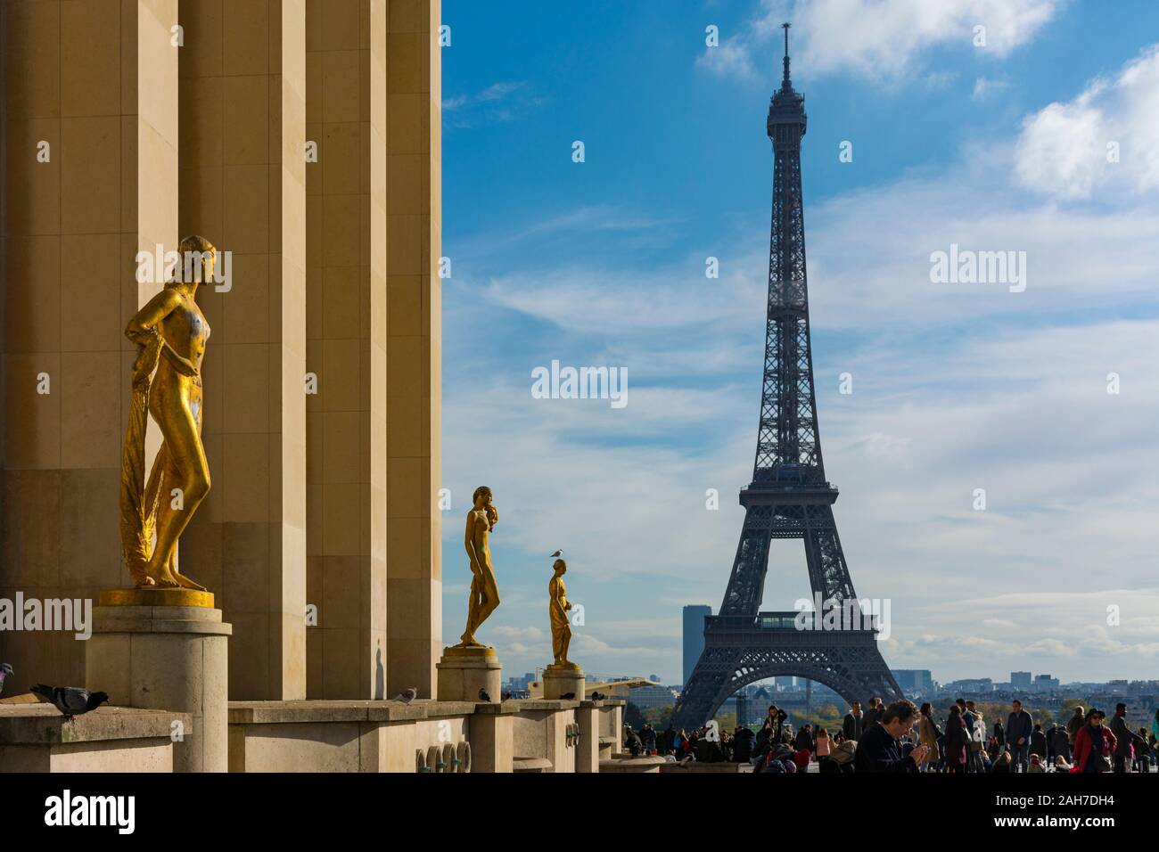 Paris, France - November 8, 2019: Golden sculptures on the busy ...