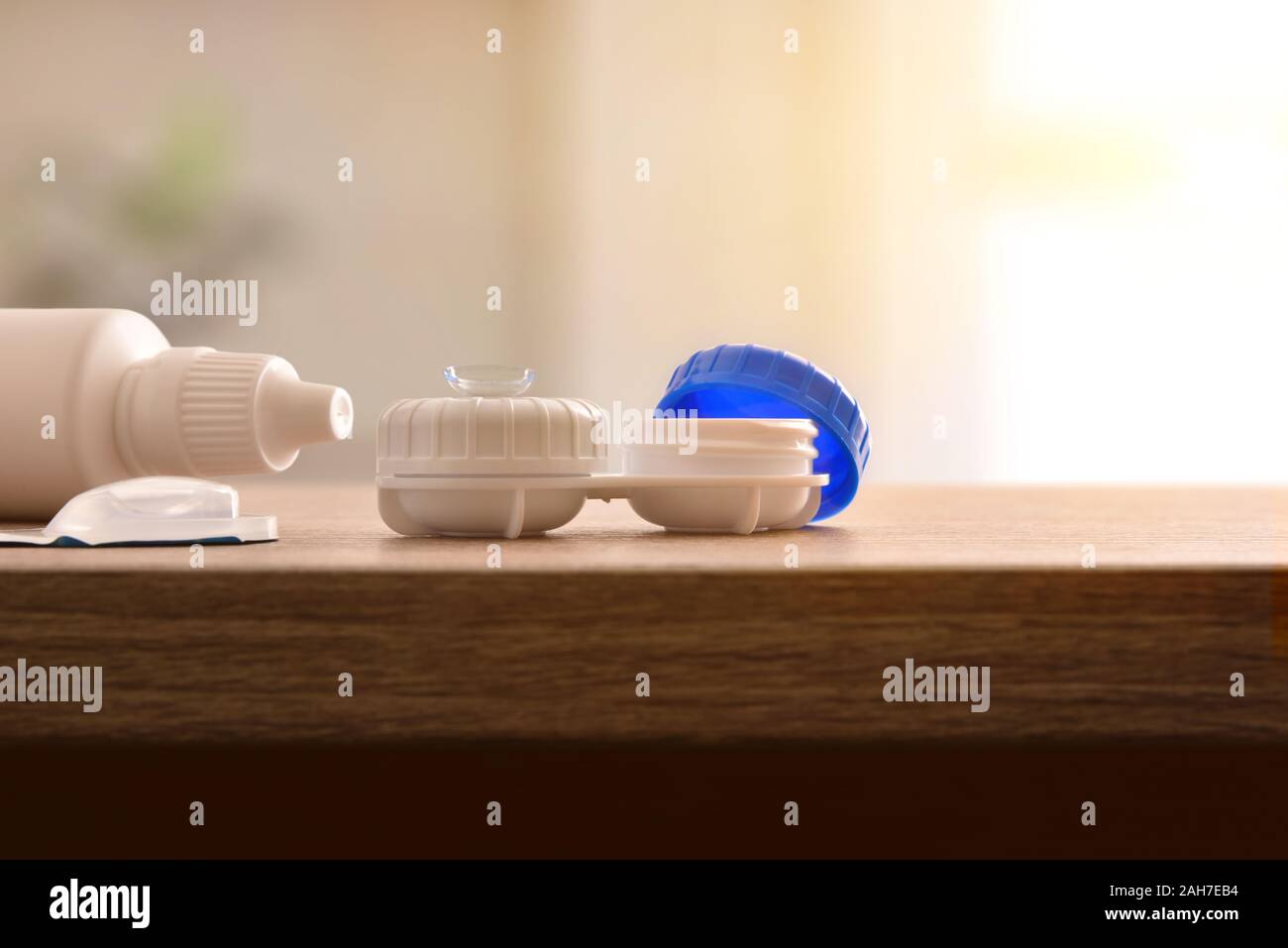 Close Eye Contact Set High Resolution Stock Photography and Images - Alamy