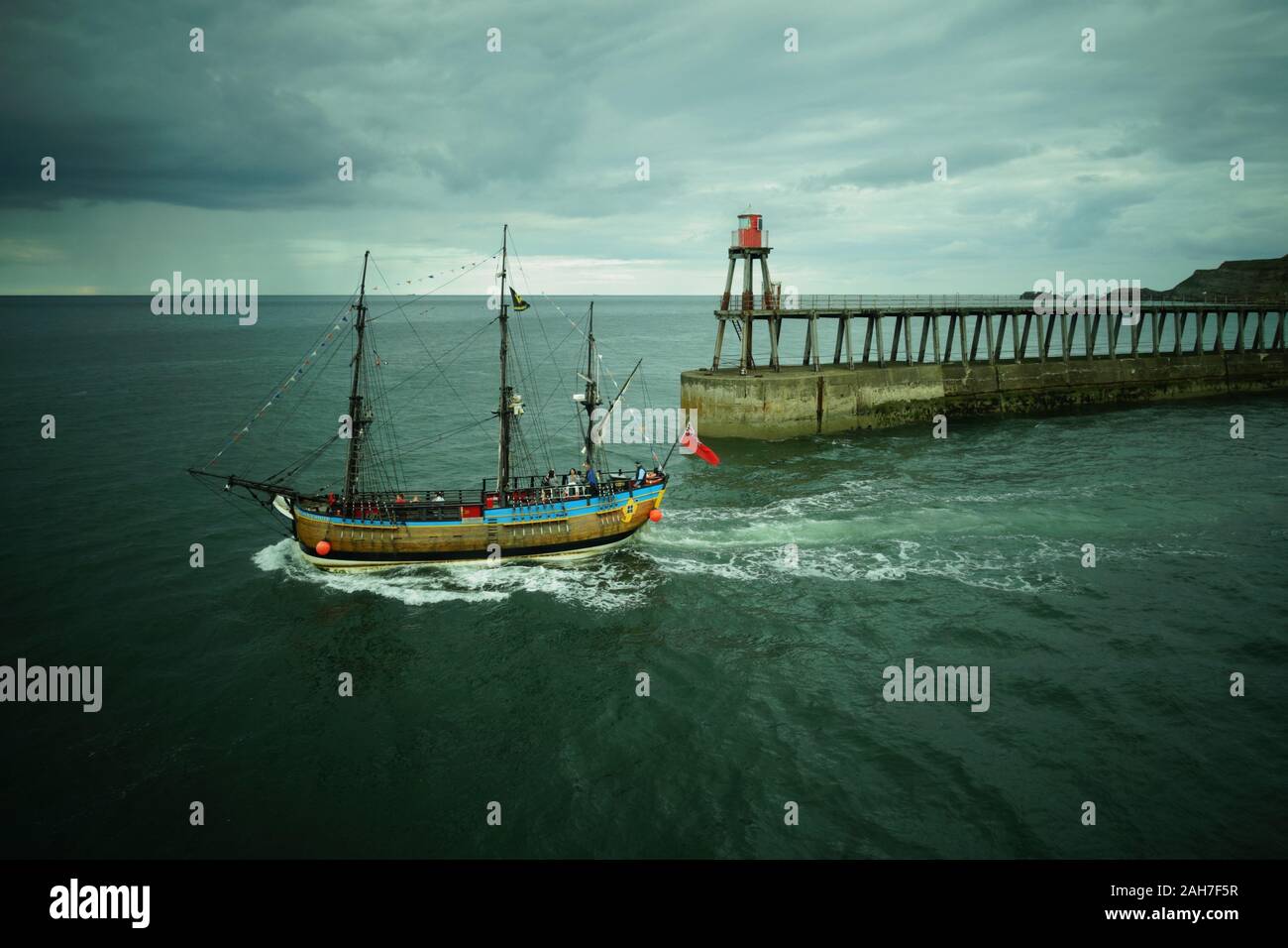 Pirate Ship sailing in Whitby Stock Photo - Alamy