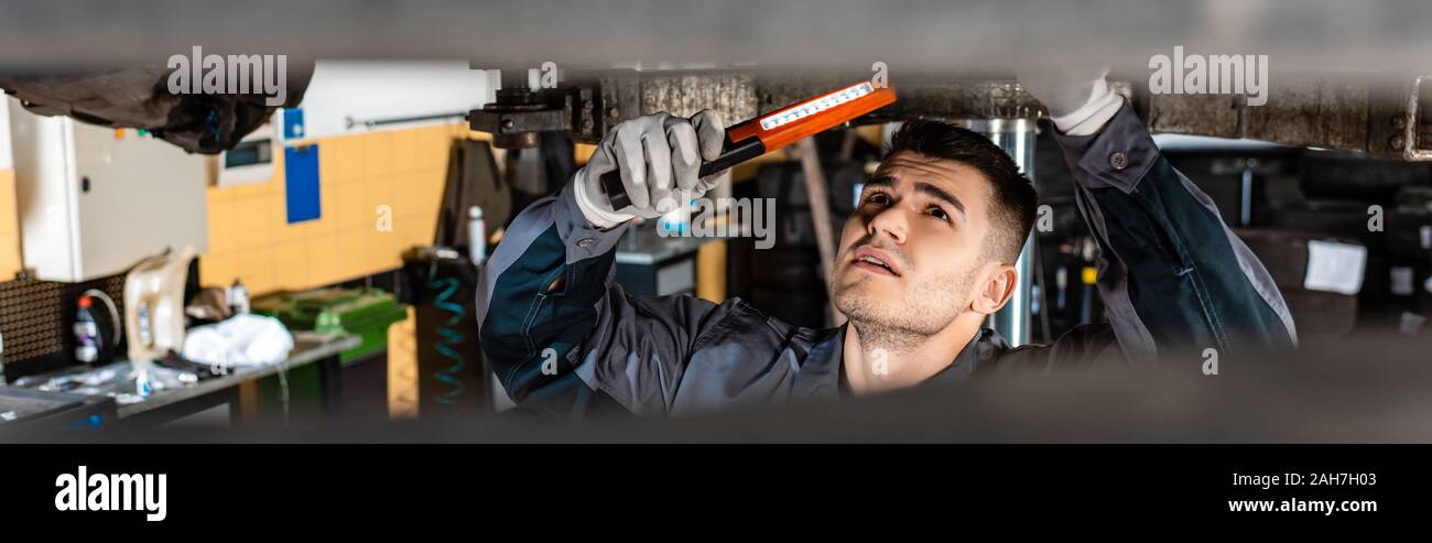 Car bottom hi-res stock photography and images - Alamy