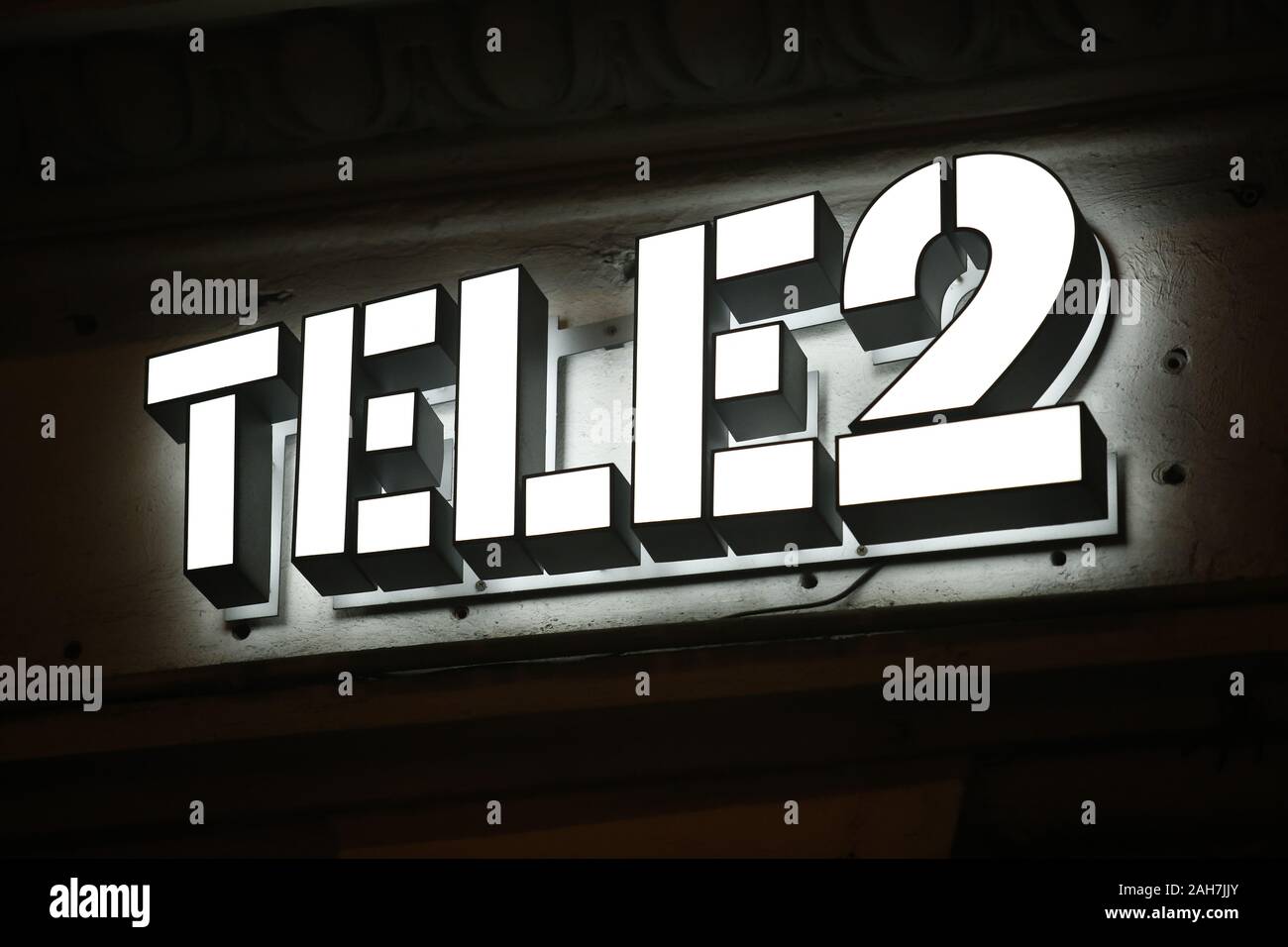 Tele 2 logo hi-res stock photography and images - Alamy