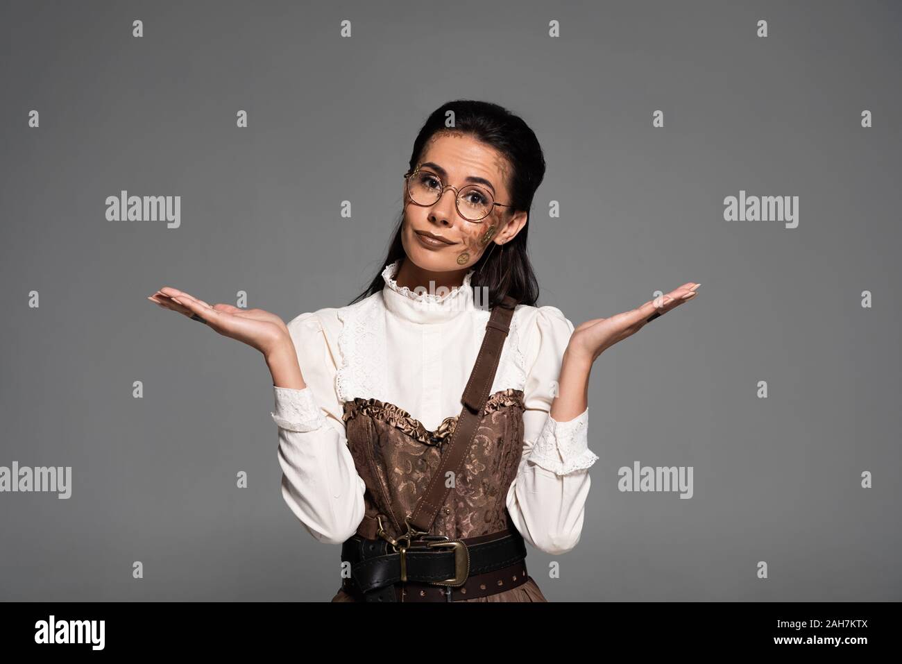 Metallic shrug hi-res stock photography and images - Alamy