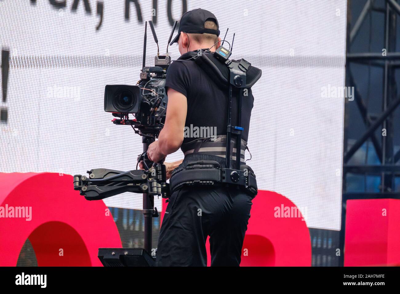Stabilized steadicam hi-res stock photography and images - Alamy