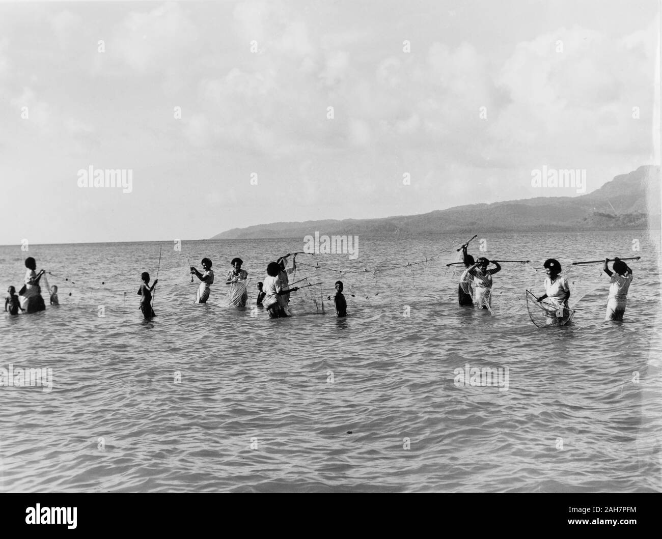 Fijian children Black and White Stock Photos & Images - Alamy