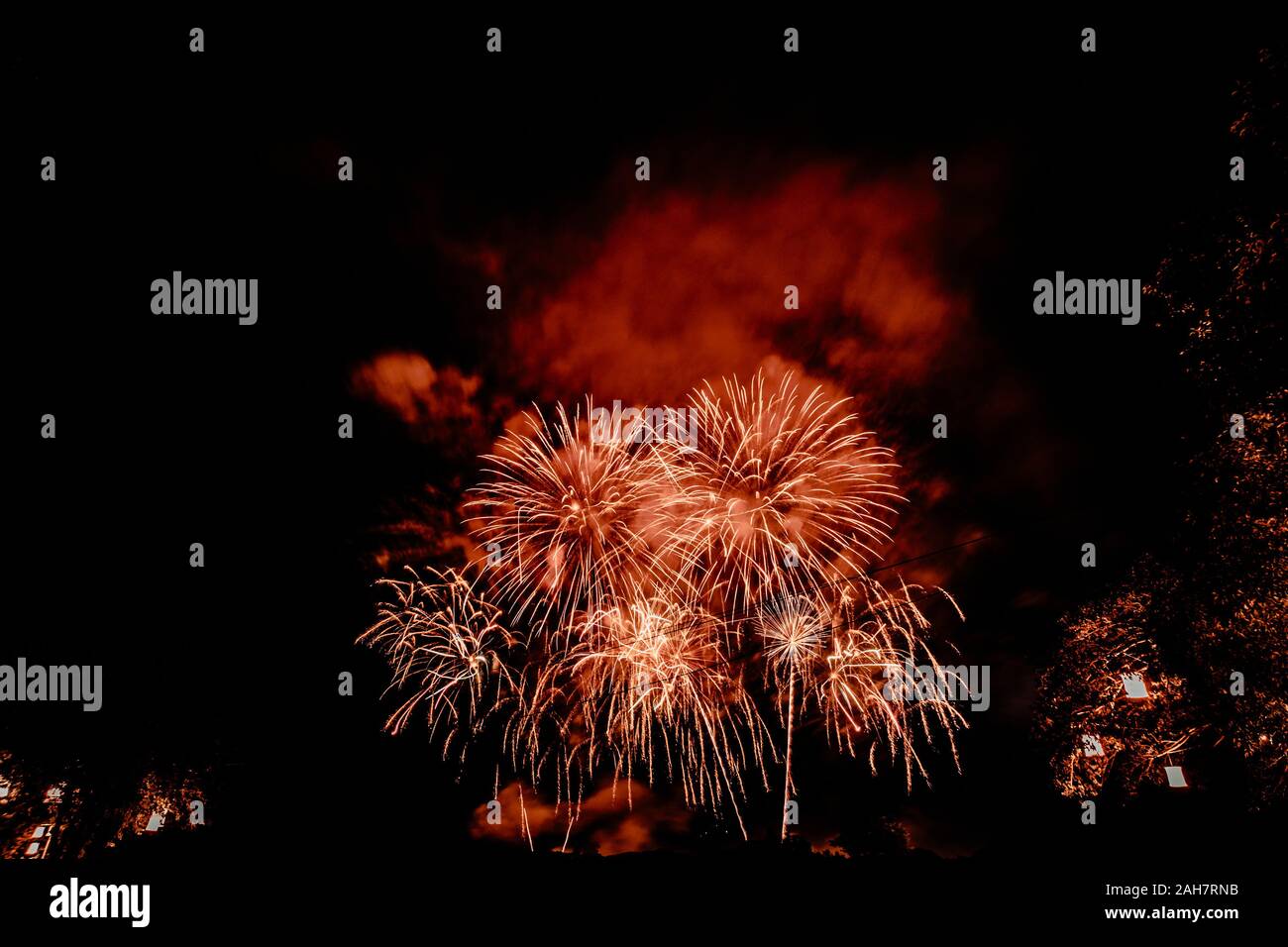 Firework celebration party people hi-res stock photography and images ...