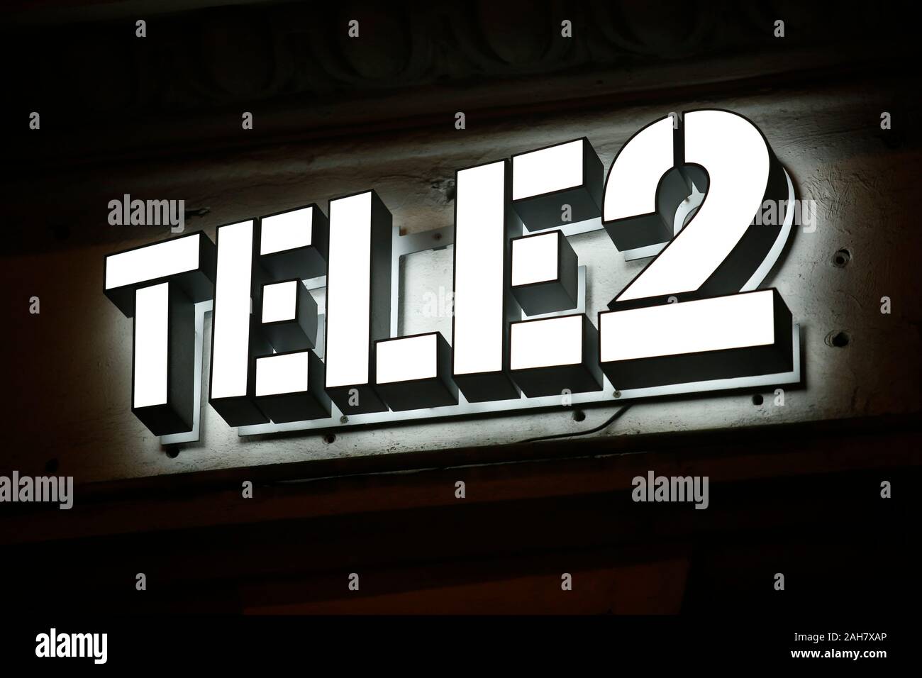 Tele 2 logo hi-res stock photography and images - Alamy