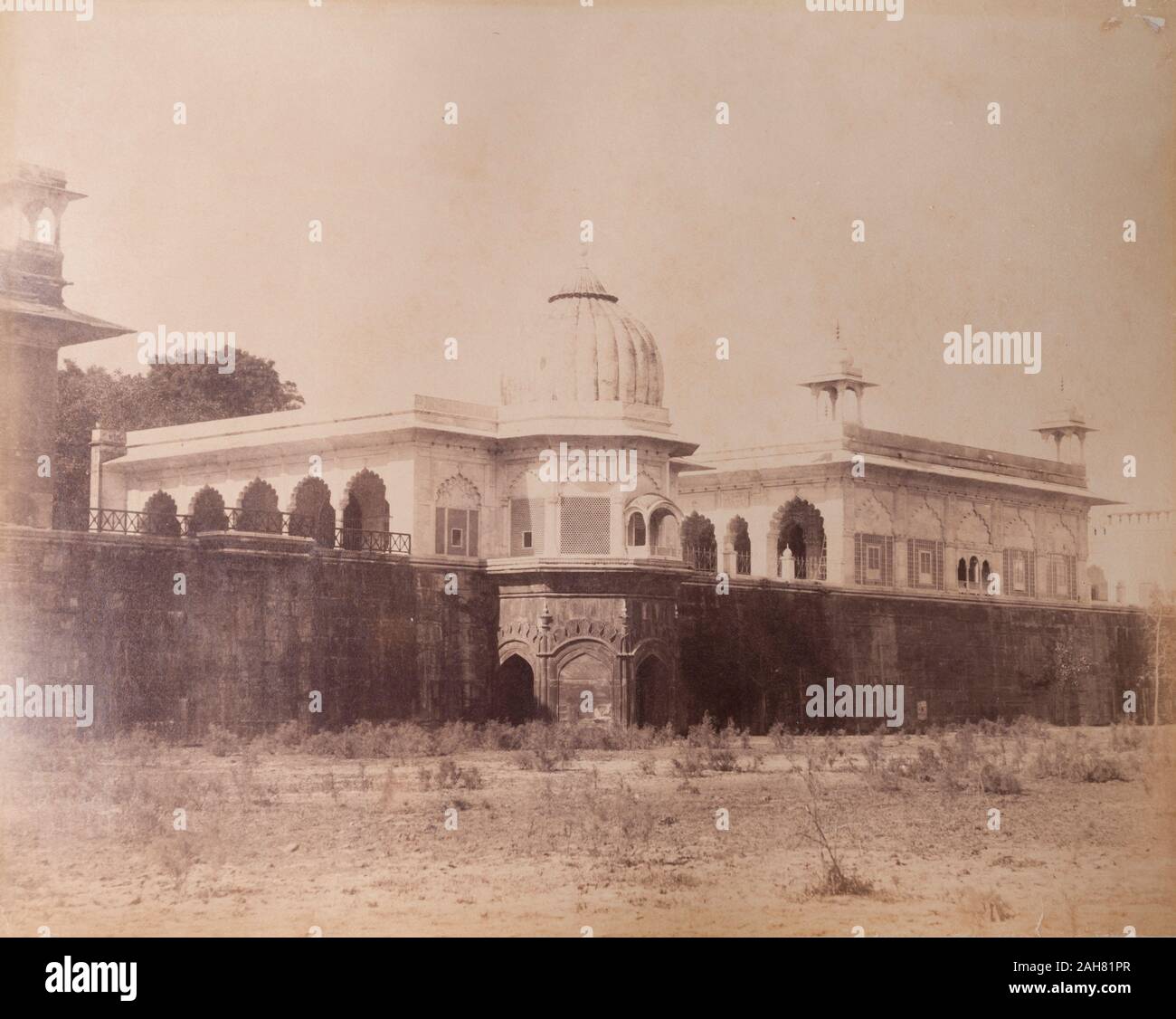 India, Exterior wall of the Delhi Fort, also known as the 'Red Fort ...