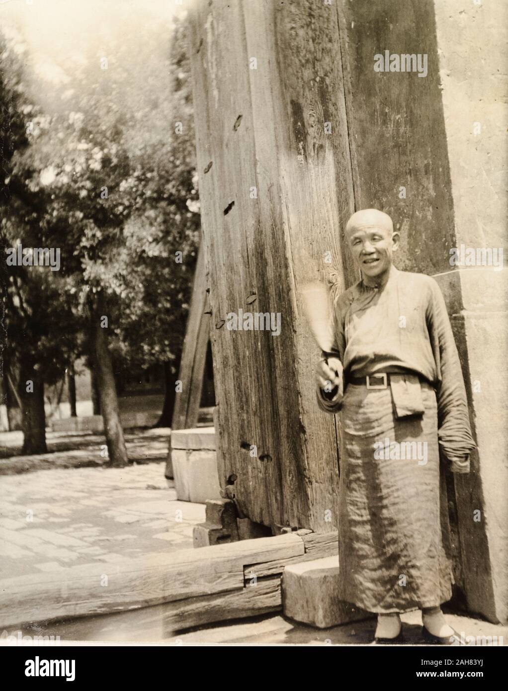 Robe empire hi-res stock photography and images - Alamy