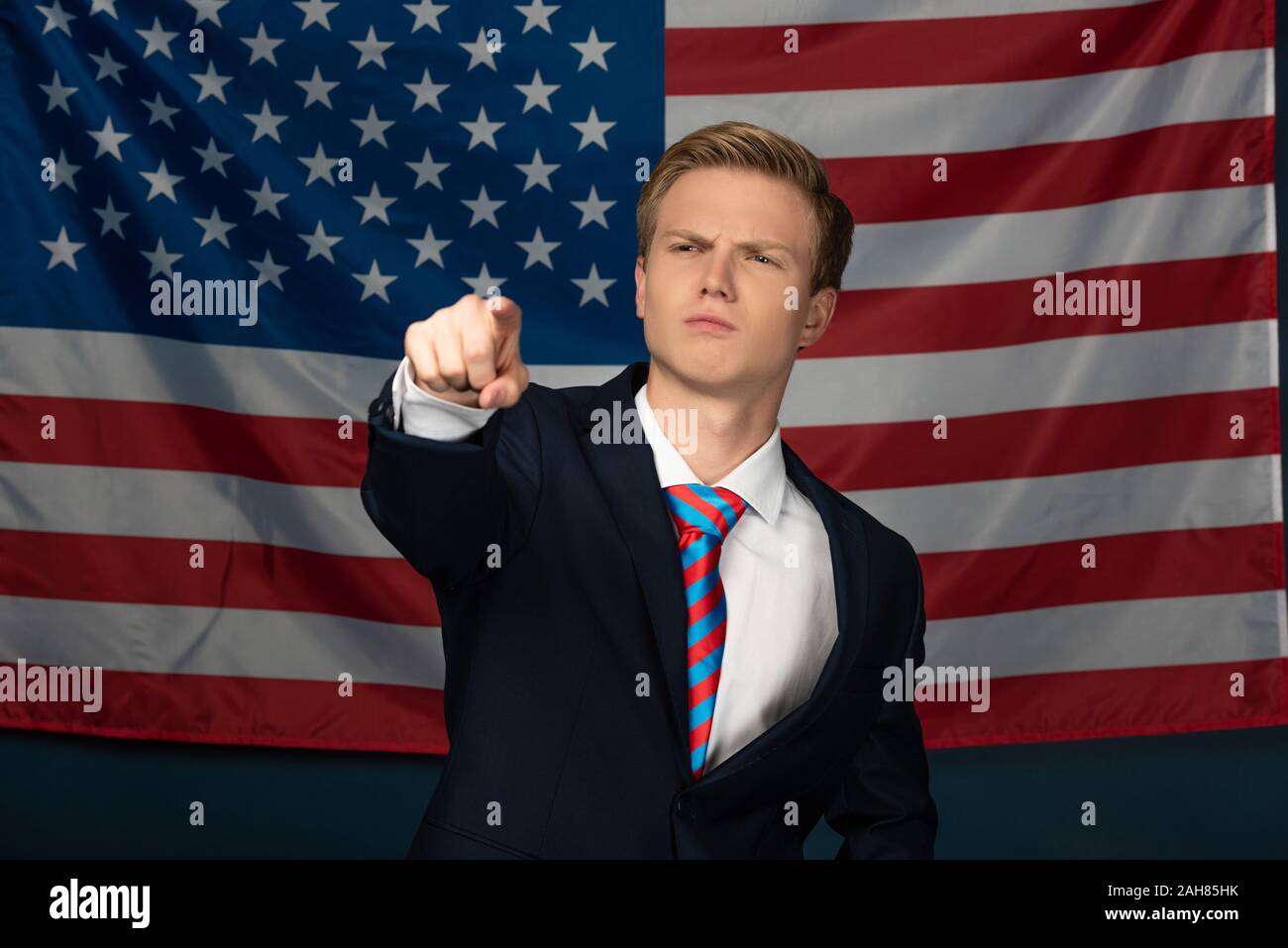 Donald trump pointing finger hi-res stock photography and images - Alamy