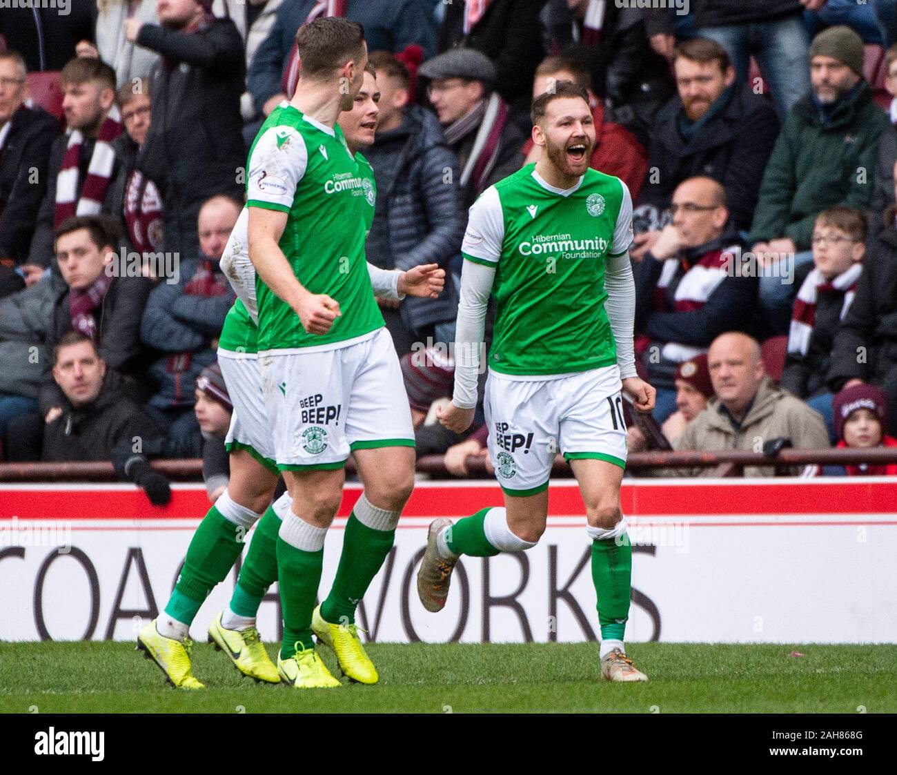 Martin boyle hibernian hi-res stock photography and images - Alamy