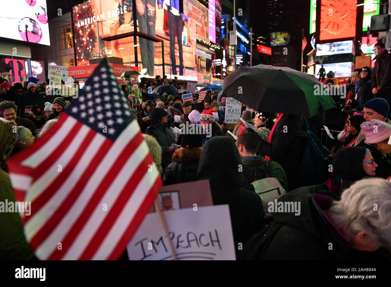 Donald trump impeachment 2019 hi-res stock photography and images - Alamy