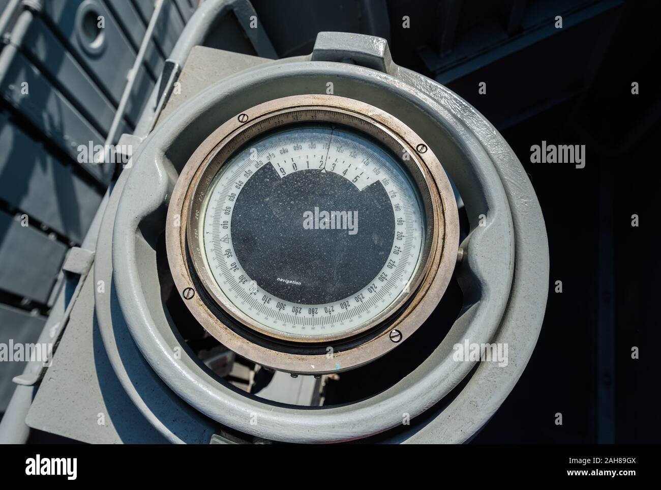 Magnetic bridge hi-res stock photography and images - Alamy