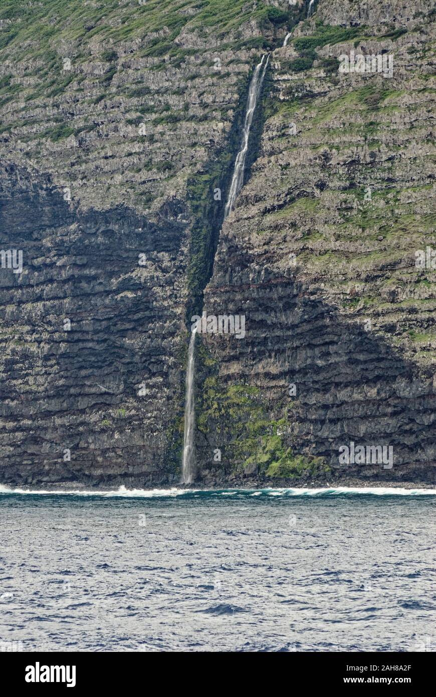 Molokai's Sea cliffs, the tallest on earth, Molokai, Hawaii - USA Stock ...
