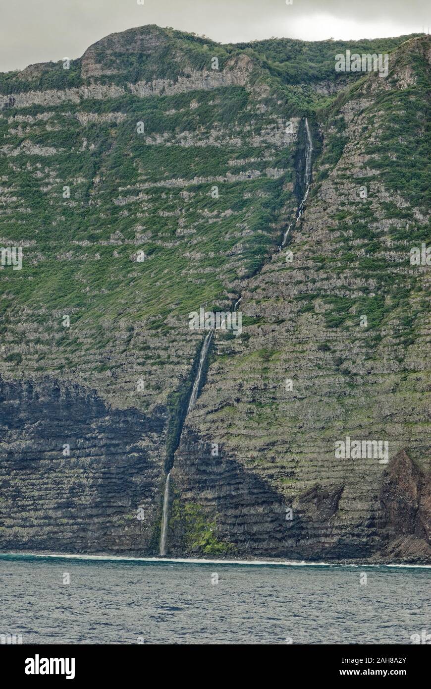 Molokai's Sea cliffs, the tallest on earth, Molokai, Hawaii - USA Stock ...