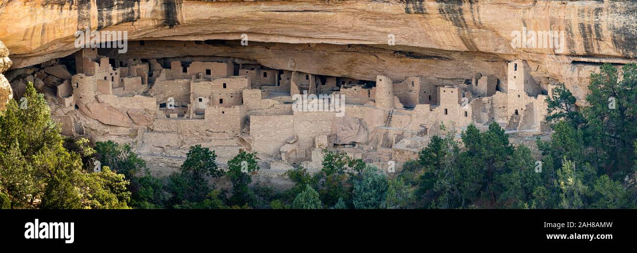 Cliff Palace in Mesa Verde National Park, Colorado Stock Photo - Alamy