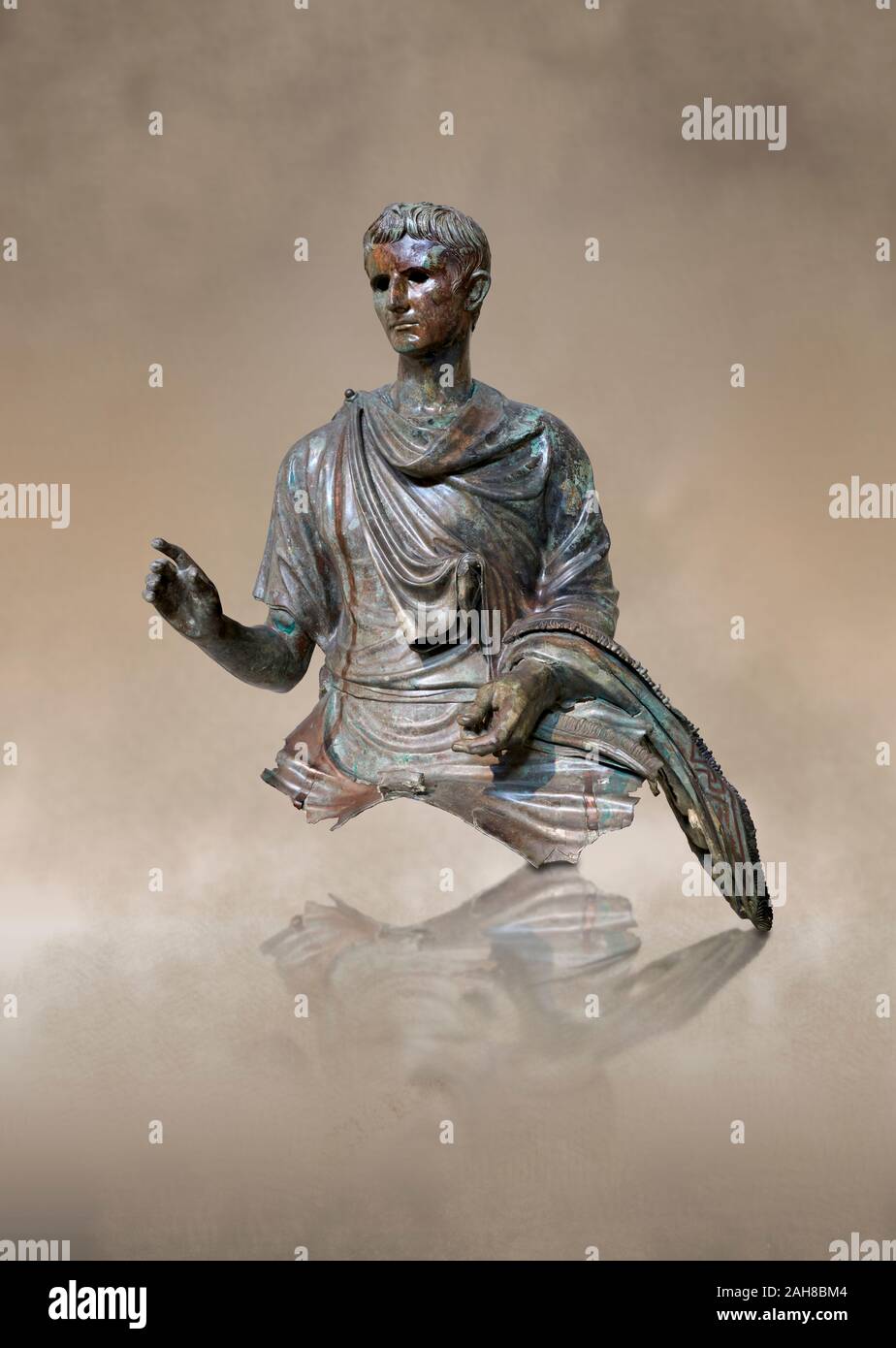 Bronze statue of the roman emperor augustus hi-res stock photography ...