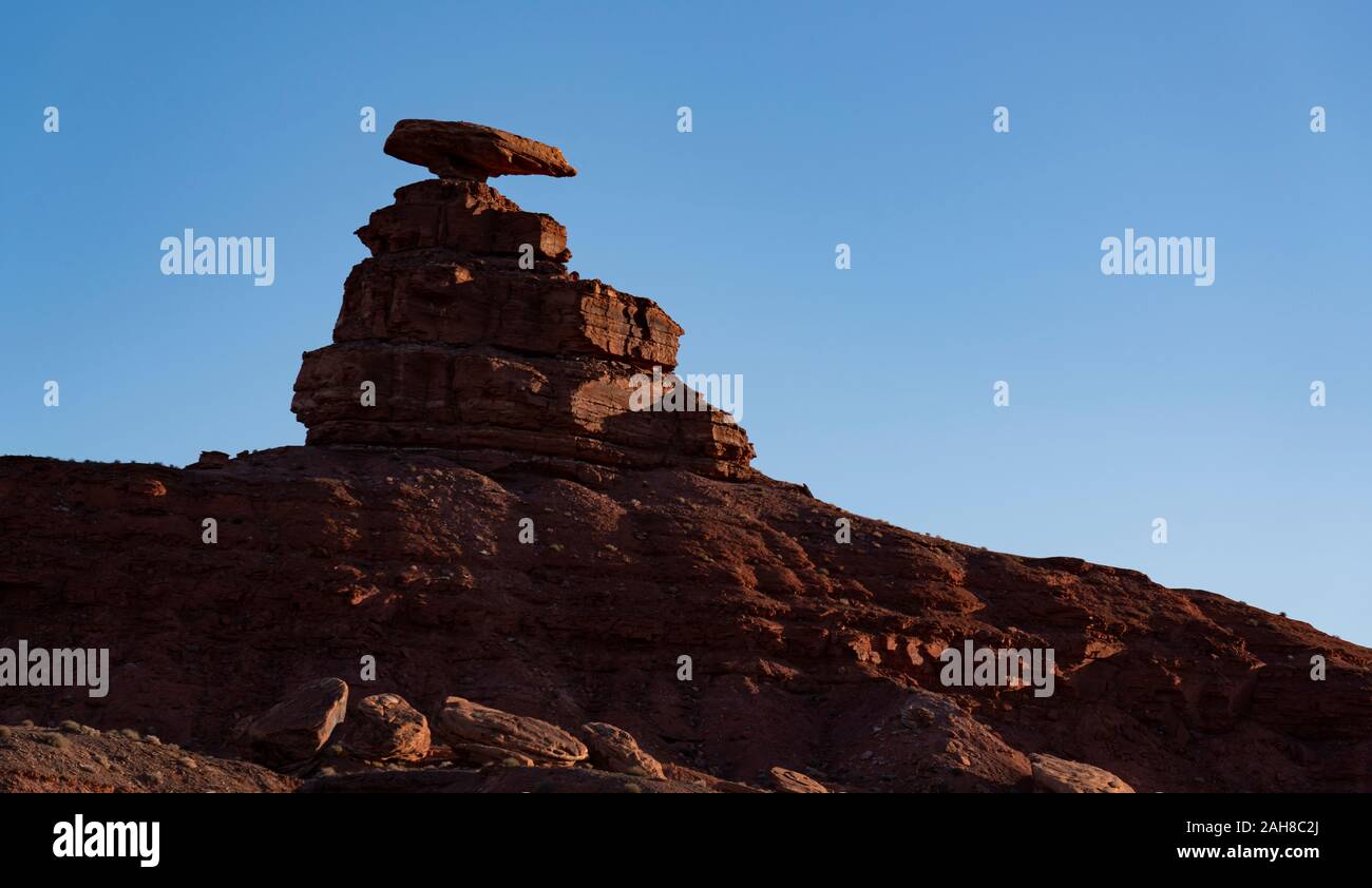 Mexican Hat rock in Utah Stock Photo - Alamy