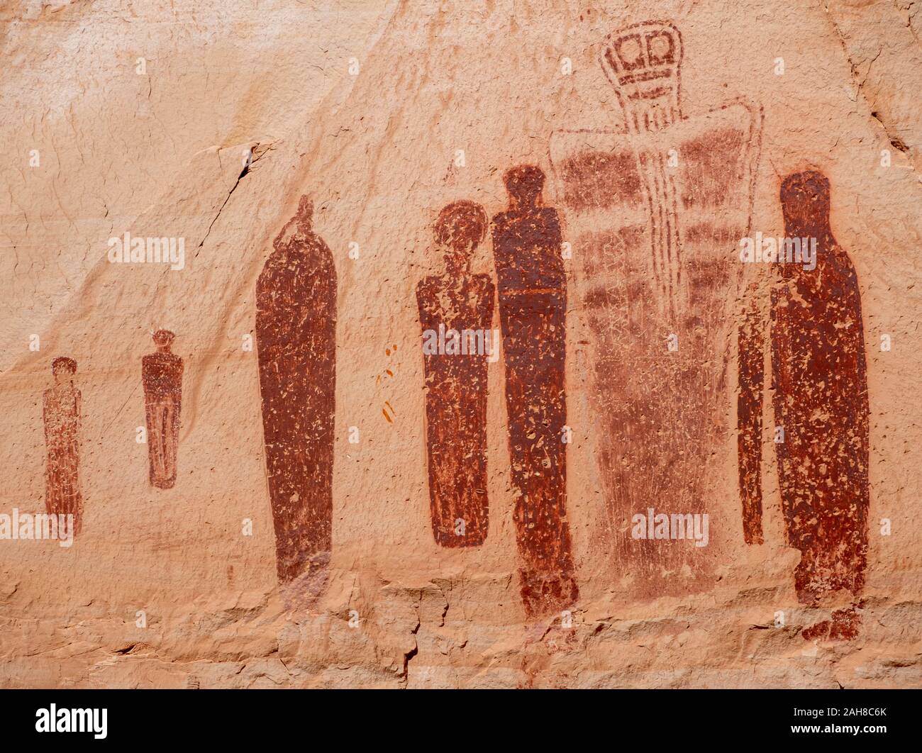 Pictographs at the Great Gallery in Horseshoe Canyon, Canyonlands ...