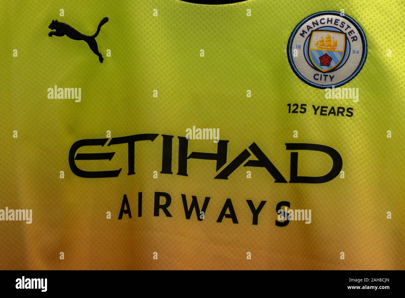 Manchester city football club sign hi-res stock photography and images ...