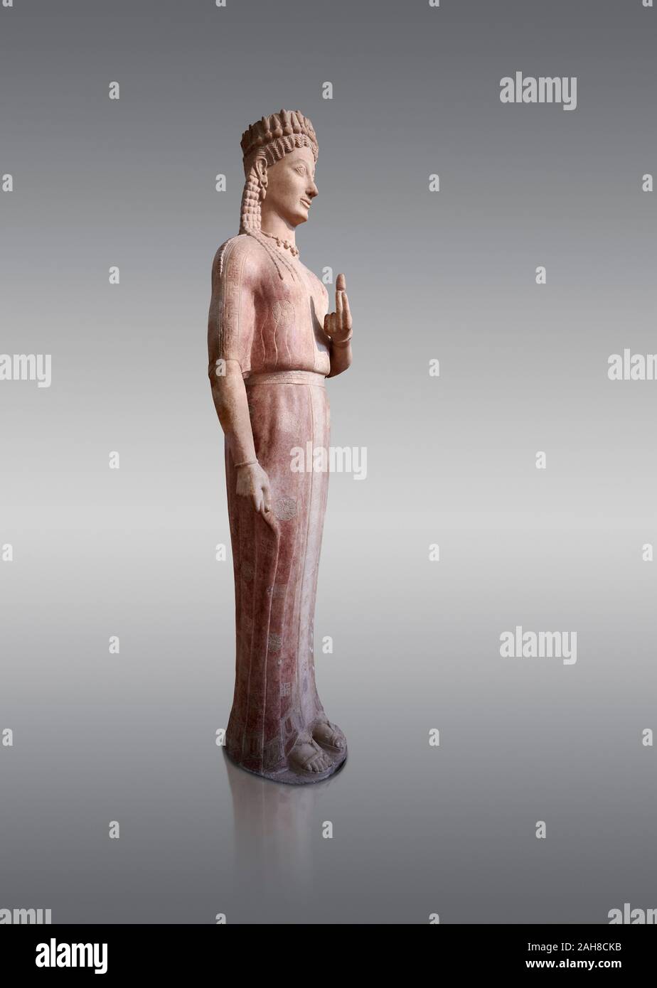 Parian marble Ancient Greek Archaic statue of a kore by Ariston of ...