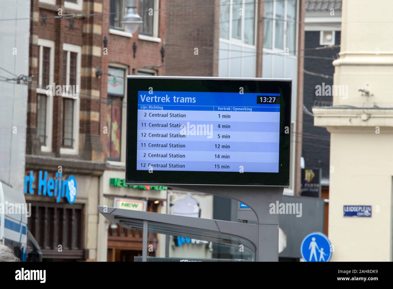 Bus stop billboard screen hi-res stock photography and images - Alamy