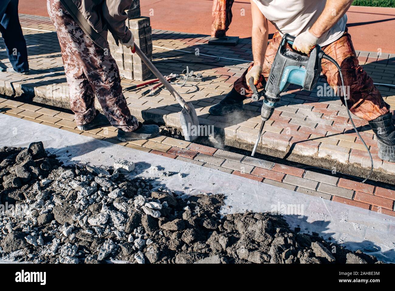 Hand slabs ground hi-res stock photography and images - Alamy