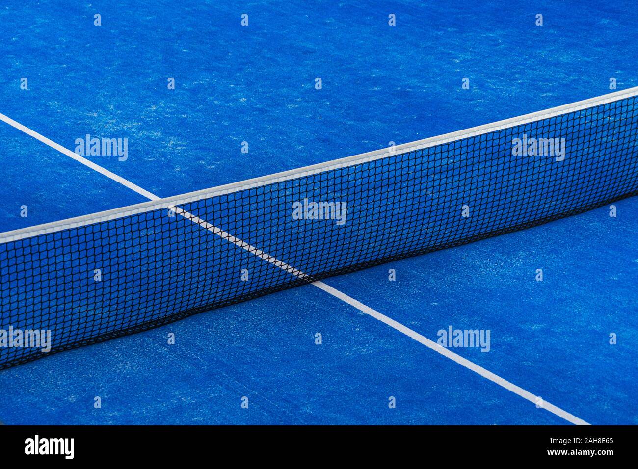 Blue professional paddle tennis hi-res stock photography and images - Alamy