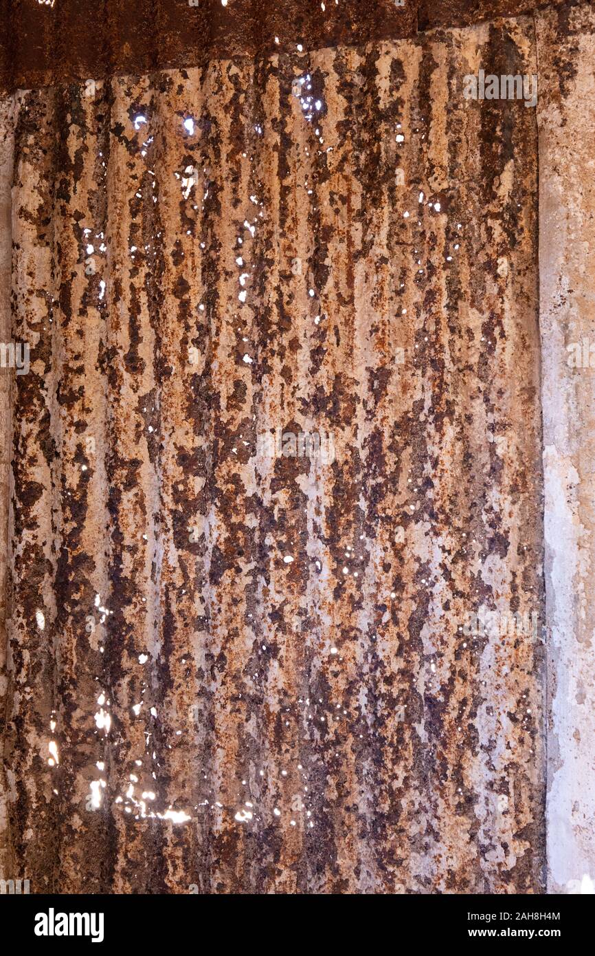 Sheet metal walls hi-res stock photography and images - Alamy