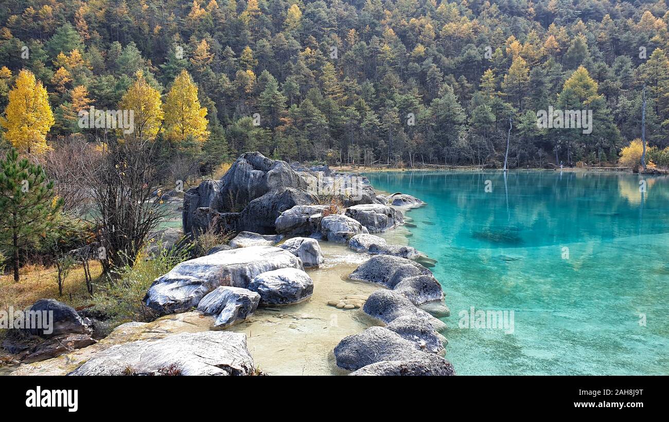 Blue Moon Valley at Jade Dragon Snow Mountain, Yunnan Province, China ...