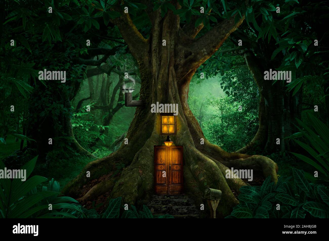 Fantasy forest hobbit hi-res stock photography and images - Alamy