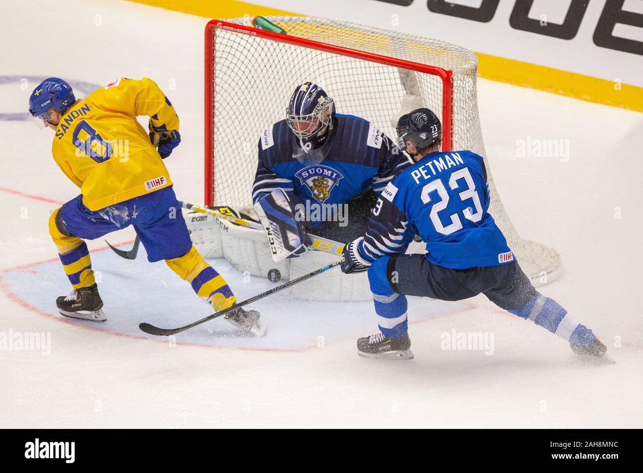 Sandin hi-res stock photography and images - Alamy