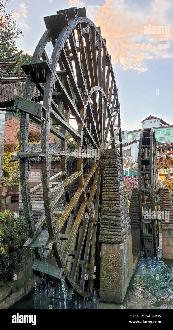 Water Mill, Old Town at Lijiang, Yunnan Province, China Stock Photo - Alamy