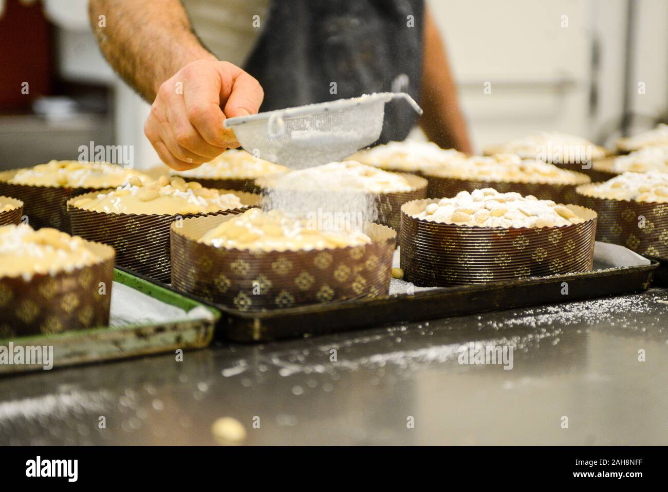 Milanese type hi-res stock photography and images - Alamy