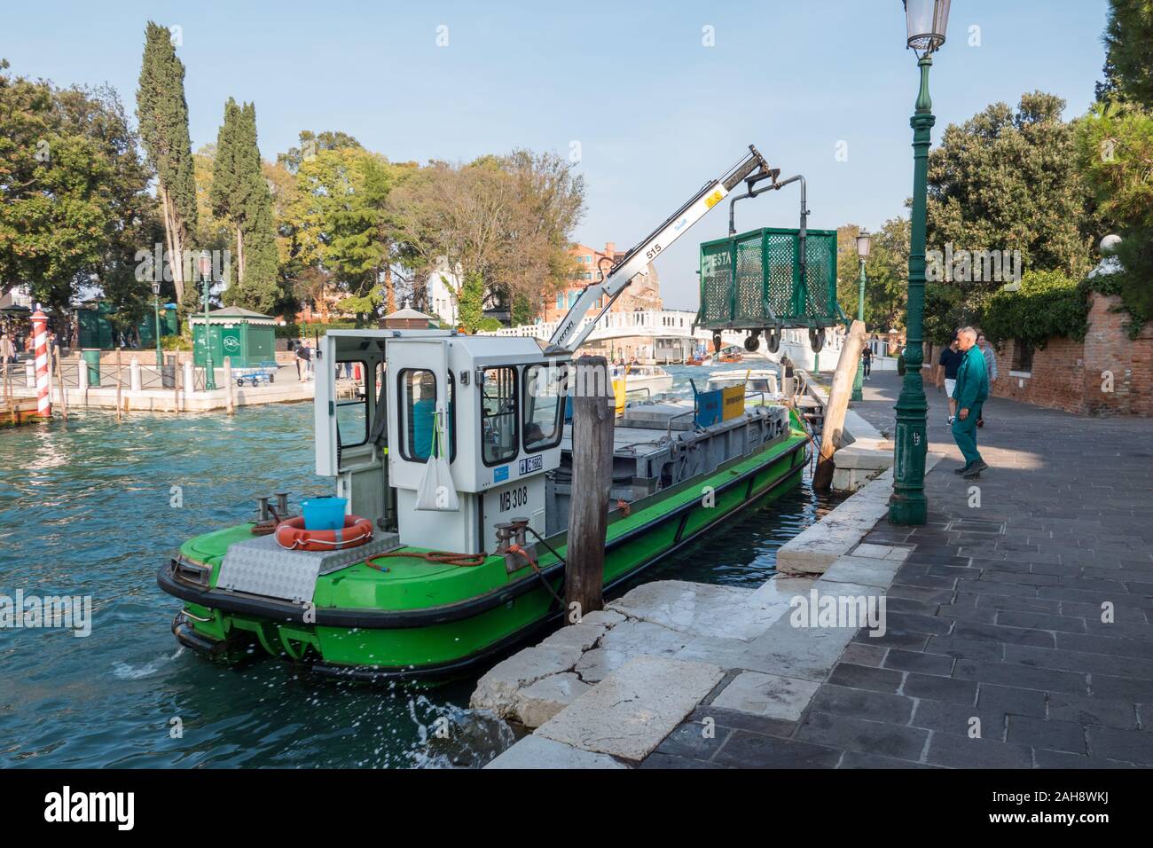 Trash collecting boat hi-res stock photography and images - Alamy