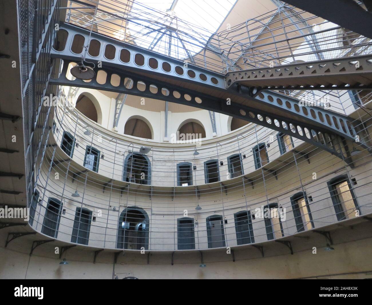 New hall prison hi-res stock photography and images - Alamy