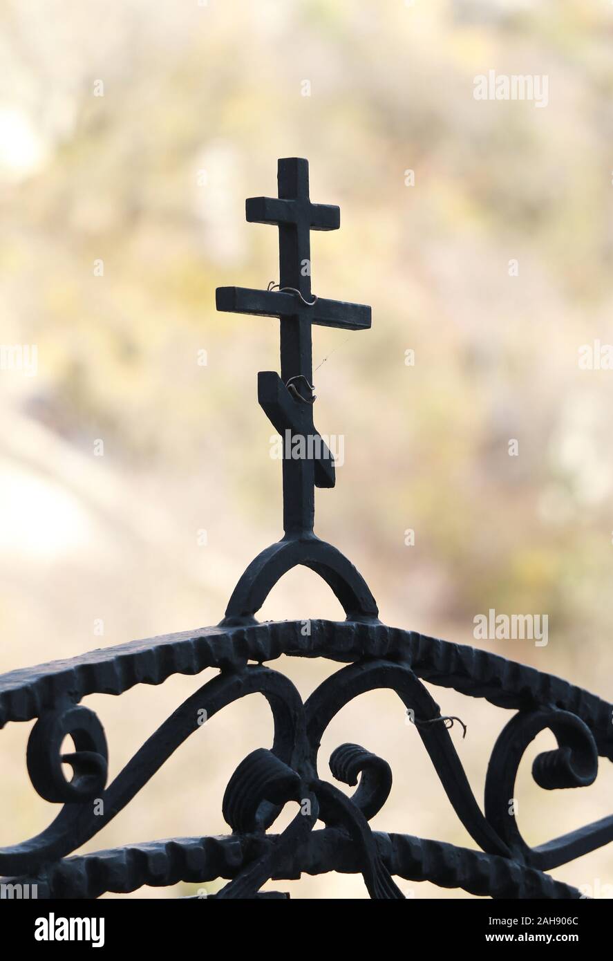metal forged cross Stock Photo - Alamy