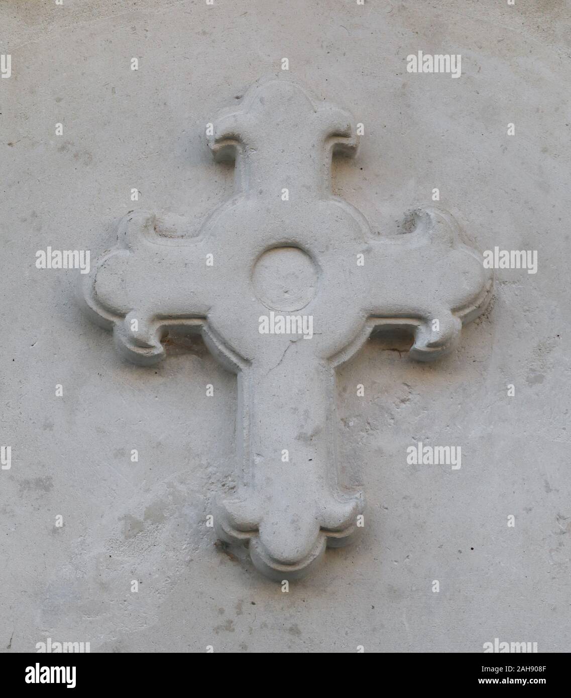 Carved christian slab hi-res stock photography and images - Alamy