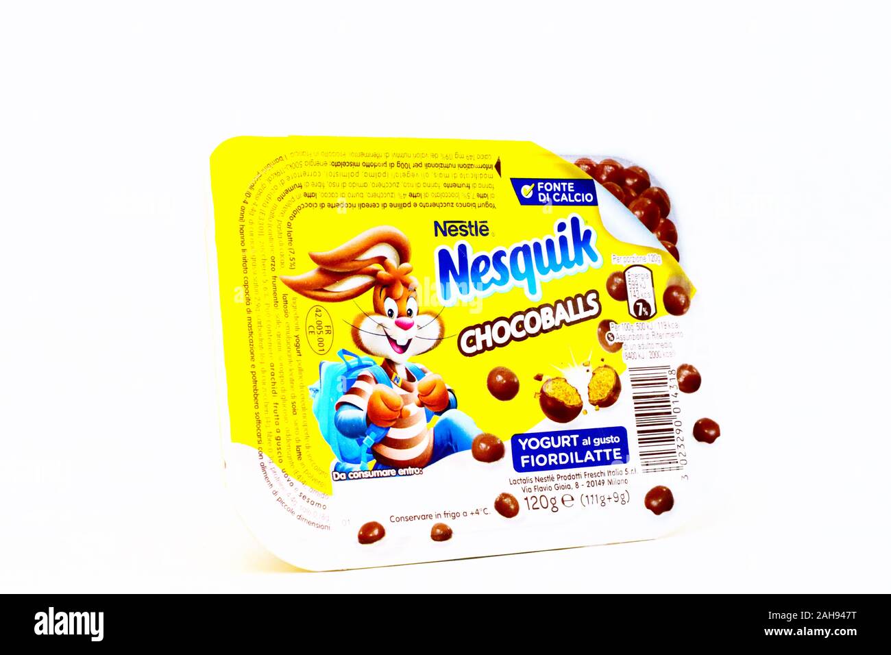 Nestle nesquik snack Cut Out Stock Images & Pictures - Alamy