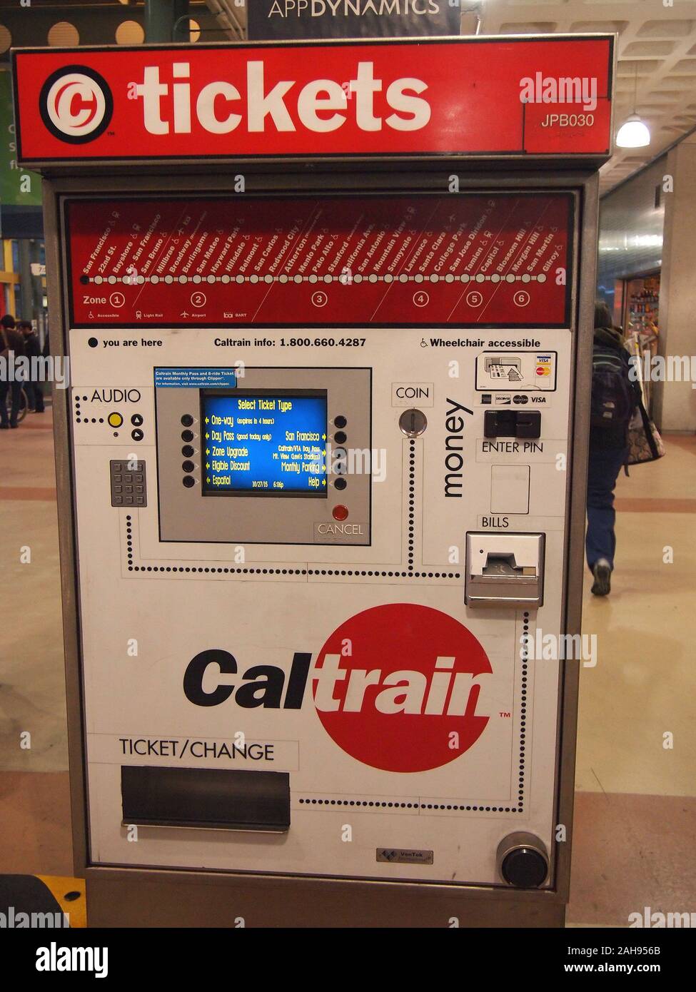 Train ticket machine and usa hi-res stock photography and images - Alamy