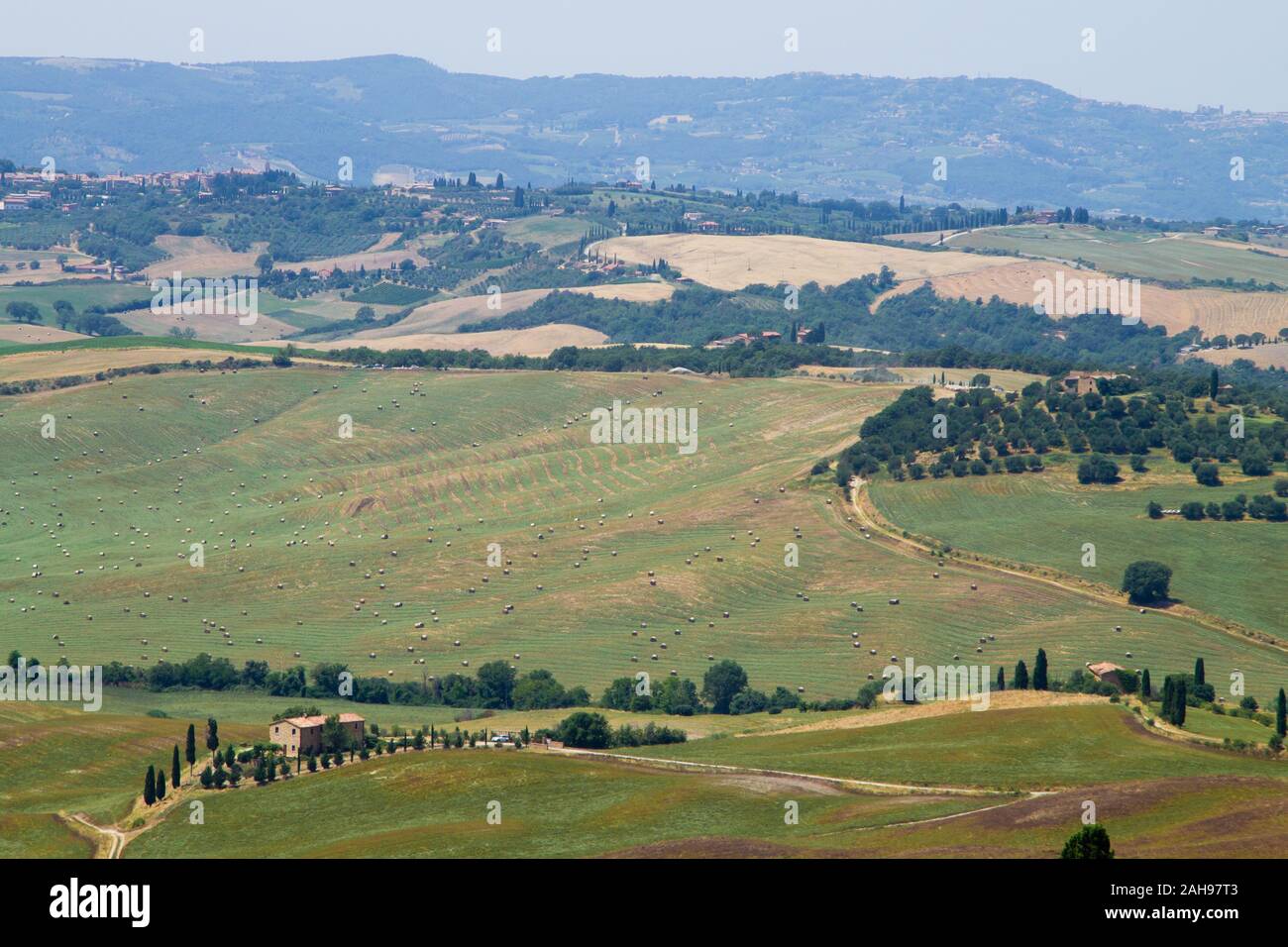 Tuscany hills view, Italy. Italian landscape, Toscana Stock Photo - Alamy