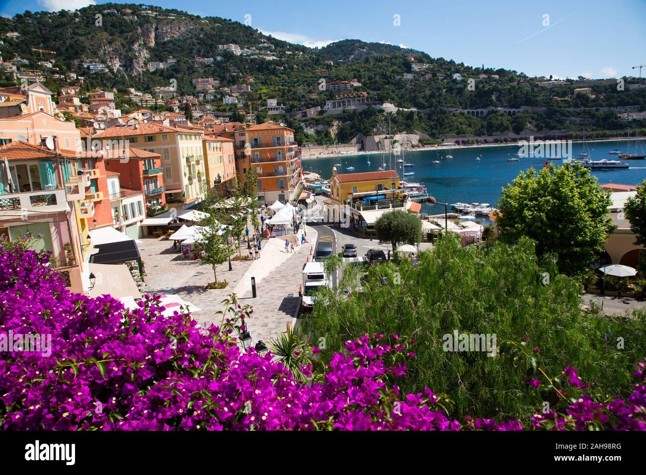 Villefrance sur mer hi-res stock photography and images - Alamy