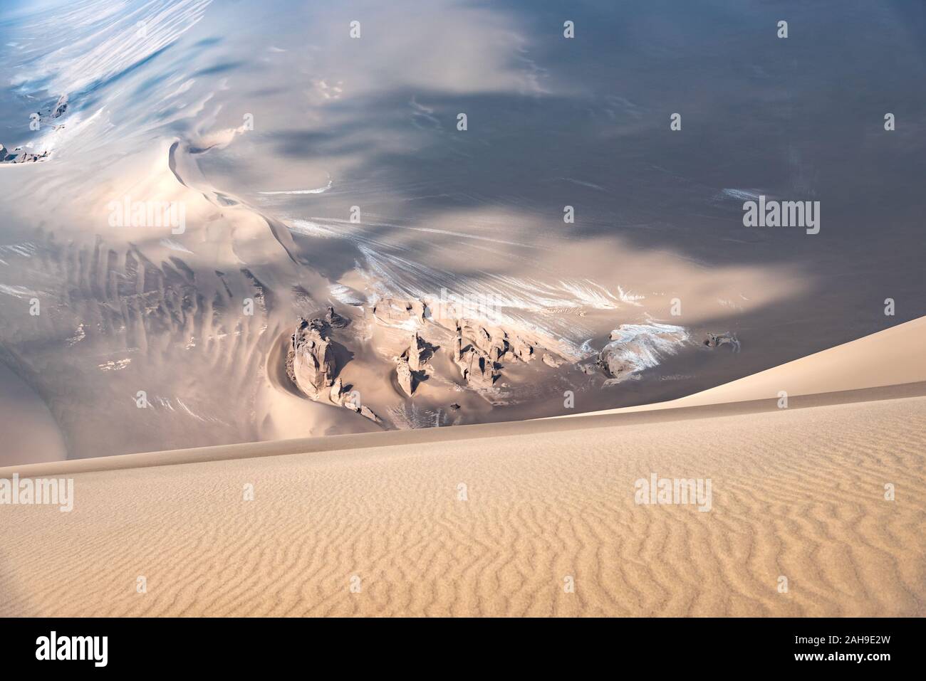 Desert stone texture hi-res stock photography and images - Alamy