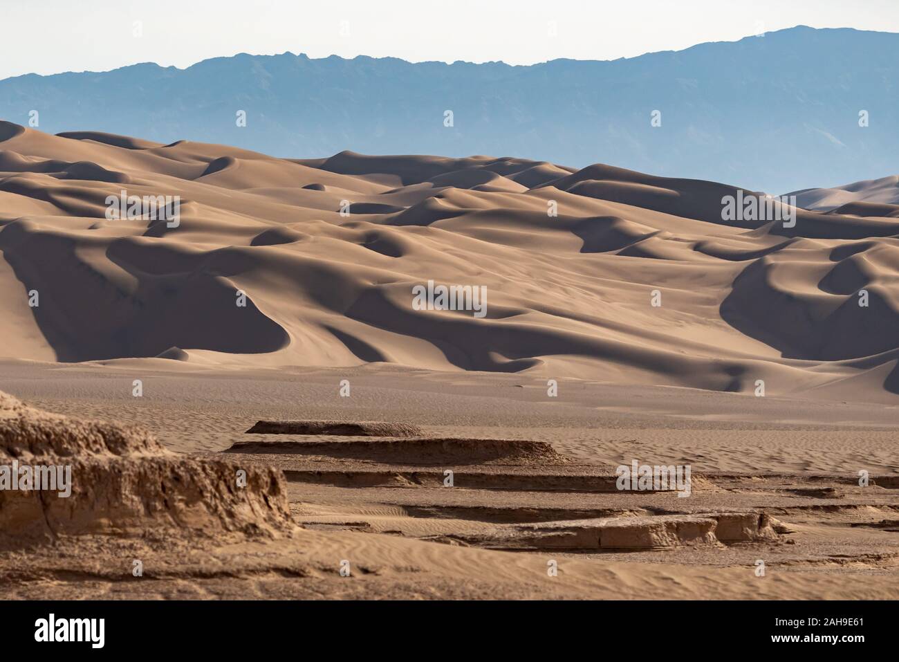 the formation of sand stones in lut desert Stock Photo - Alamy