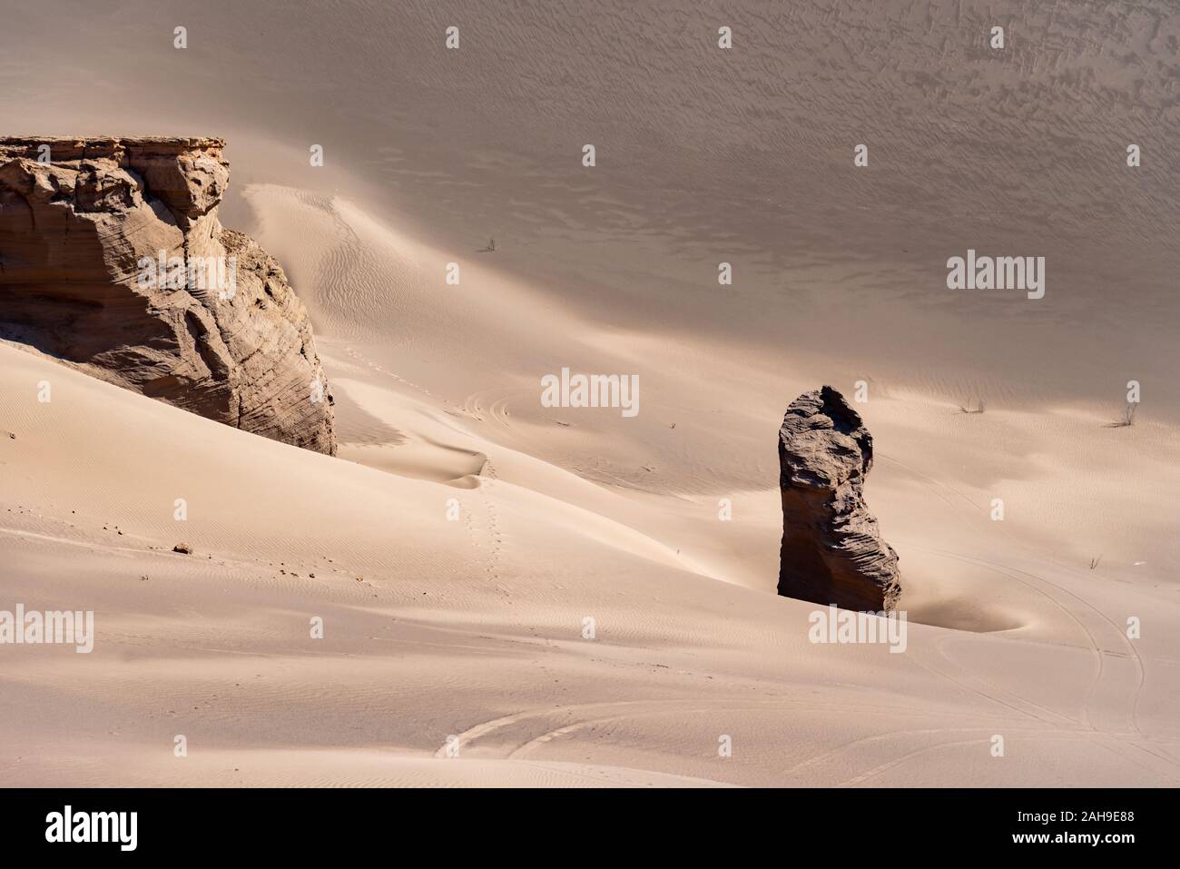 the formation of sand stones in lut desert Stock Photo - Alamy