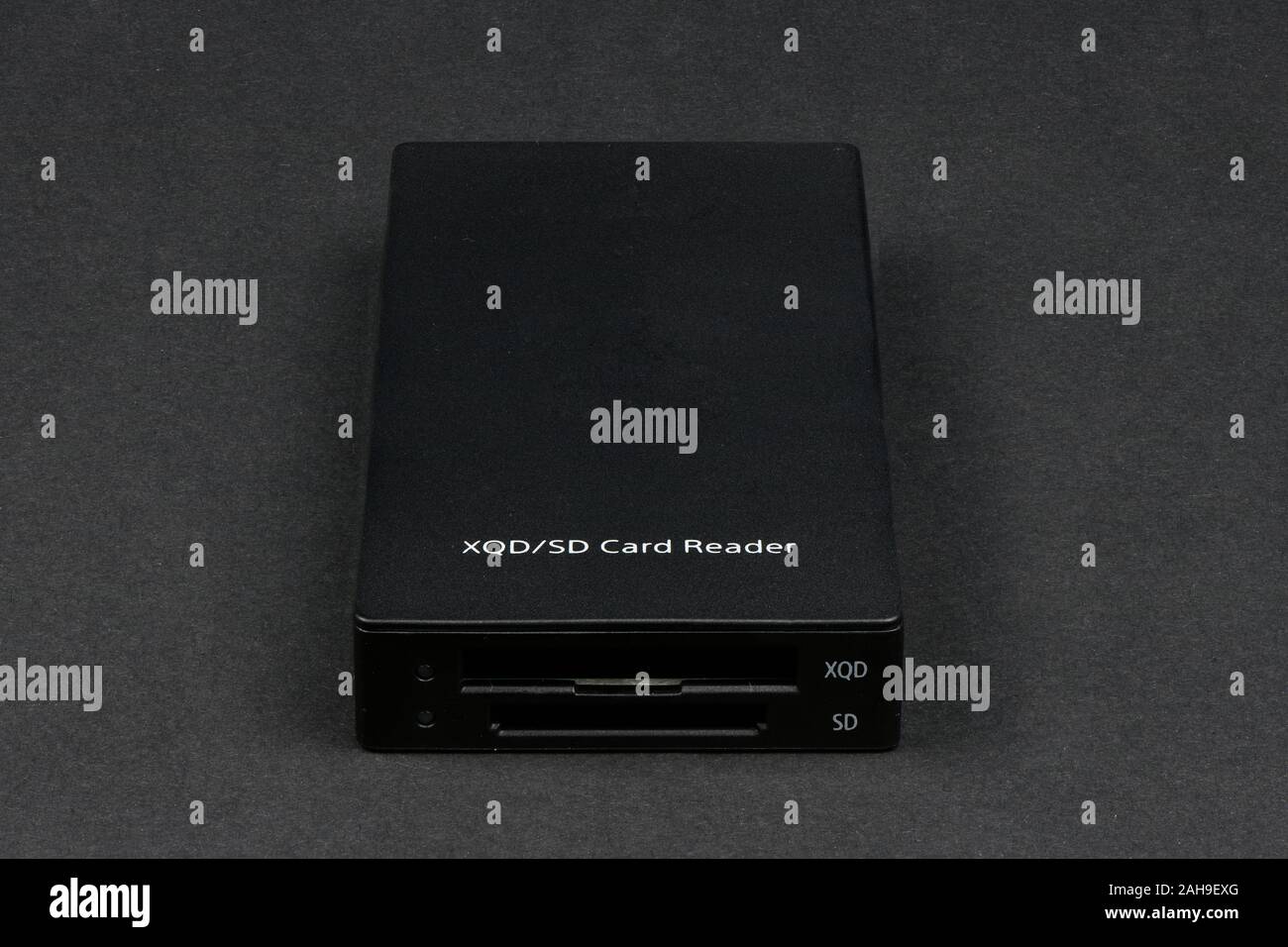 New data memory card and reader used in video photo products for high ...