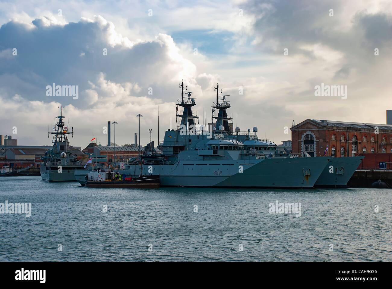 Royal Navy River Class Patrol Vessel High Resolution Stock Photography ...