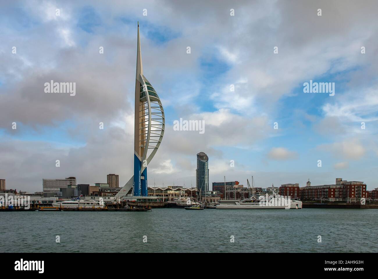 Gunwharf dock spinnaker observation hi-res stock photography and images ...