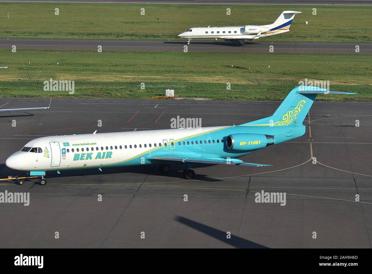 Fokker Plane High Resolution Stock Photography and Images - Alamy