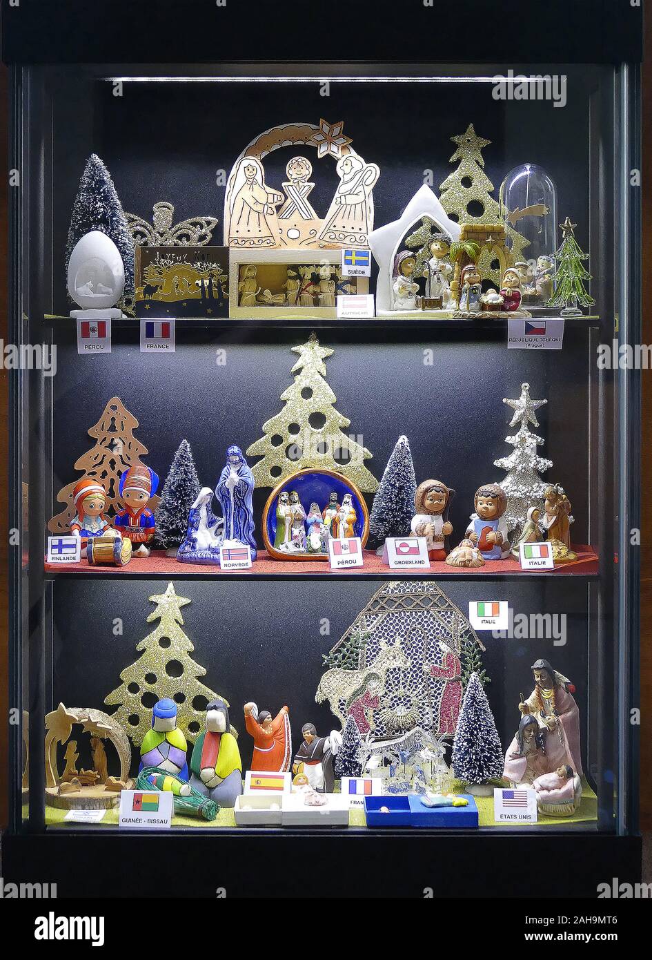 International Exhibition of Christmas Nativity Scenes from around the ...